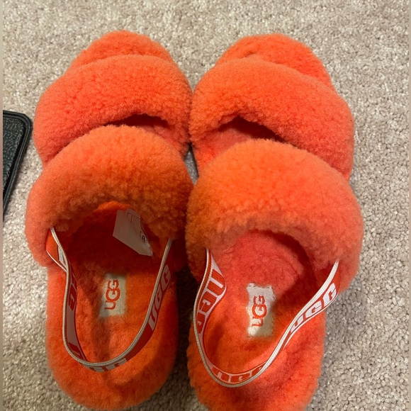UGG | Shoes | Ugg Pop Coral Fluff Oh Yeah Slide | Poshmark